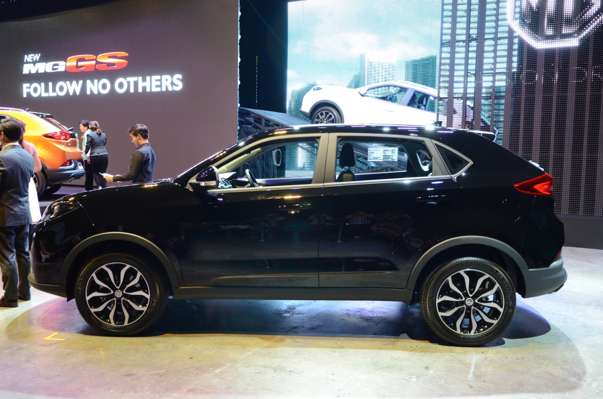 โดนมั้ย ? MG GS รถ SUV สุดแนว พร้อมความแรงระดับ 218 แรงม้า | December 1 ...