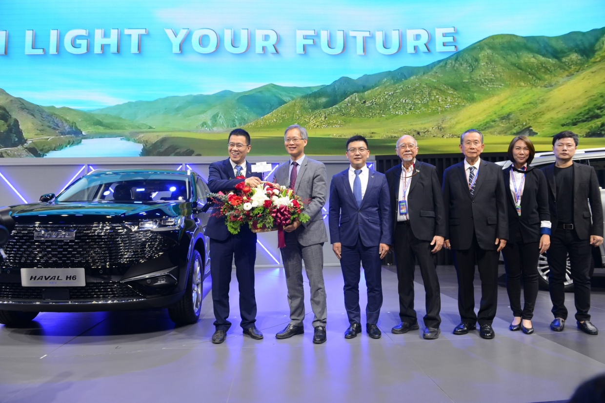 Welcome to Grand Opening Ceremony of The 39th Thailand International ...
