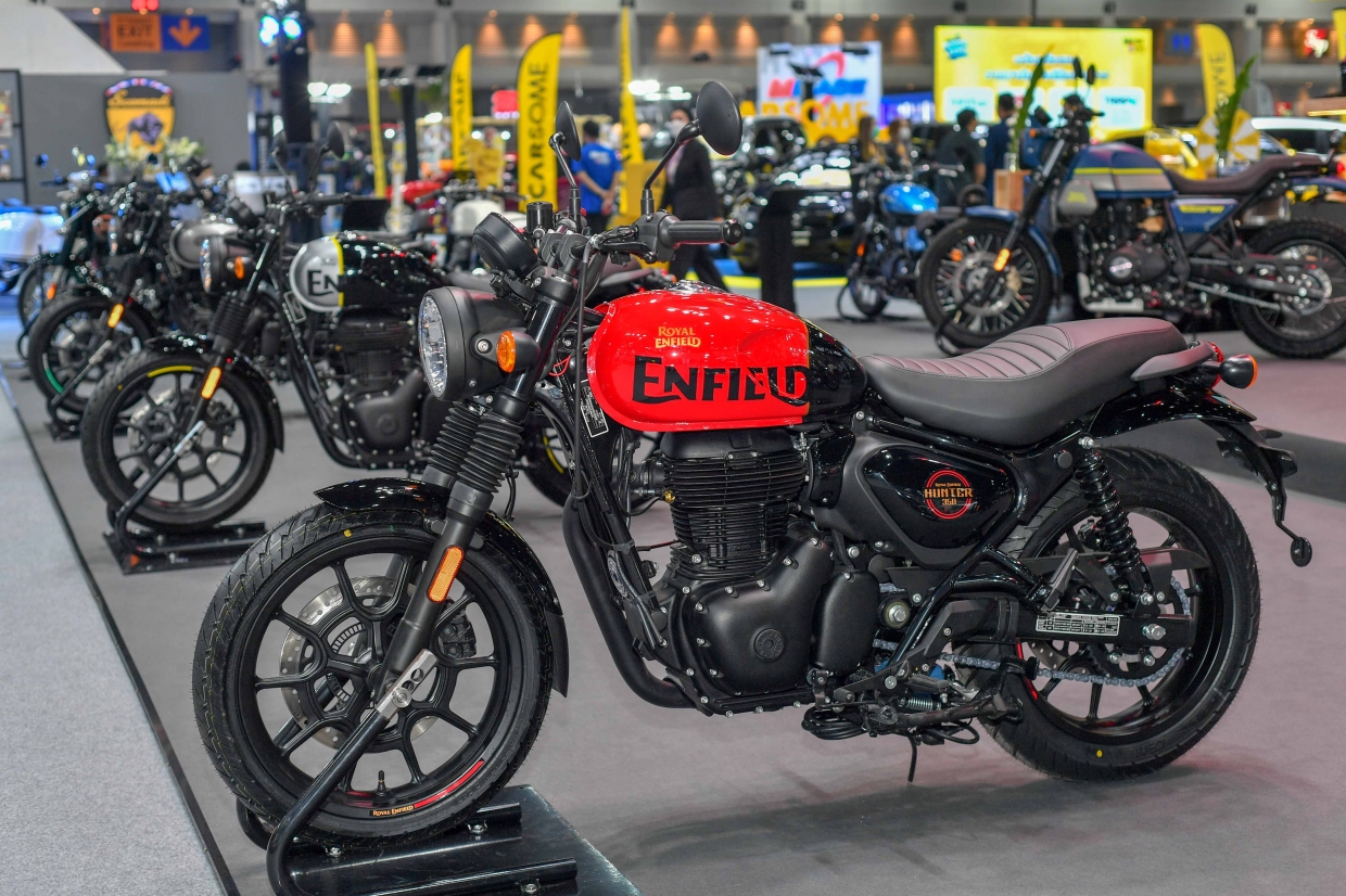 รอยัล เอ็นฟีลด์ เปิดตัว Scram 411 ใน Motor Expo 2022 | The 39th ...
