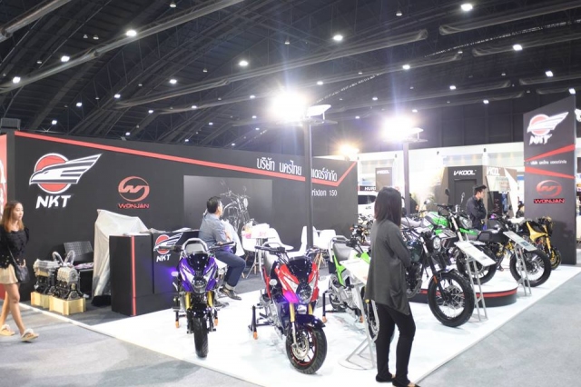 มอเตอร์ไซค์แบรนด์ไทย BRIXTON BX One Two 5 ดาวเด่นสไตล์แทรคเกอร์จาก ...